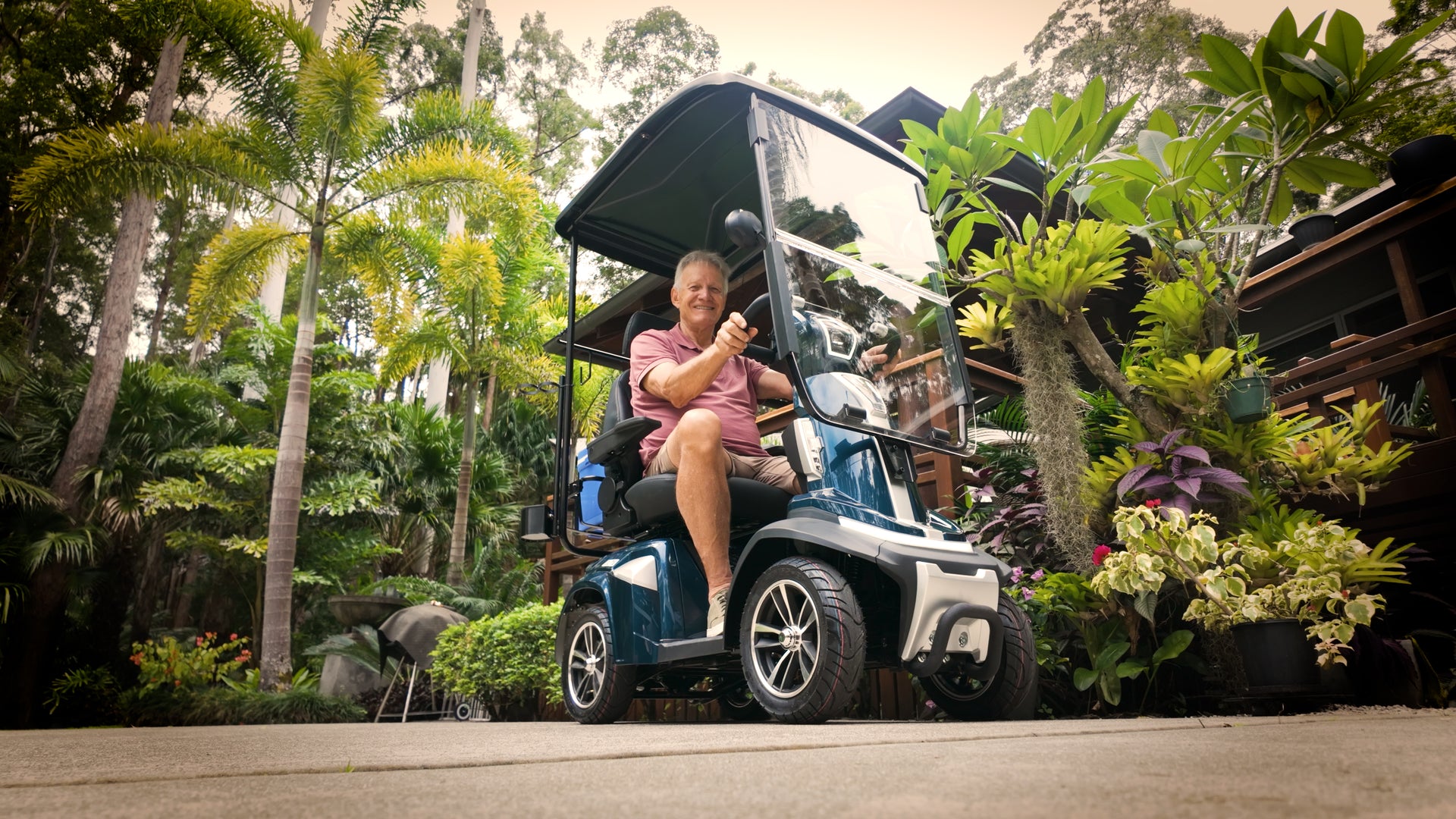 ROVA Mobility | Scooters & Walkers | Travel in Style